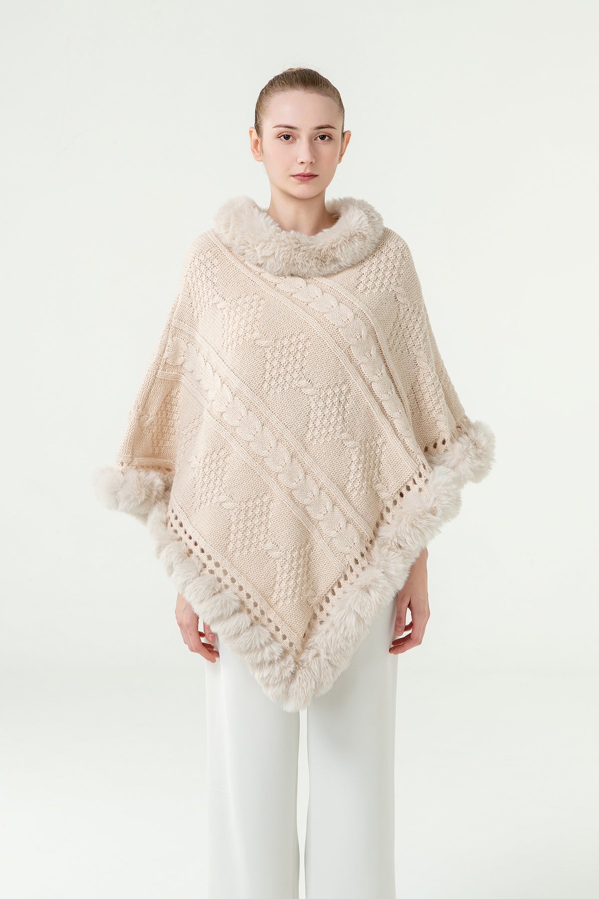 Women's Poncho Exclusive Design - Cream – Edinburgh Cashmere